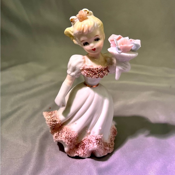 Lefton | Accents | 95s Lefton China 692 Spaghetti Trimmed Springtime ...